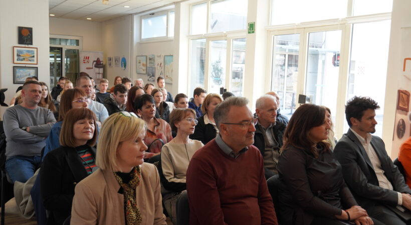 Gradonačelnica predstavila novi novljanski trg - Vijesti - Novska.IN portal